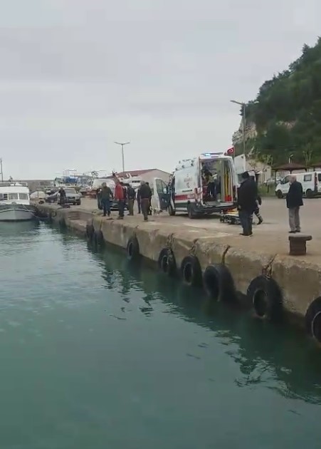 Balık tutarken denize düşen şahıs hayatı kaybetti - Genel - Zonguldak ... Balık tutarken denize düşen şahıs hayatı kaybetti - Genel - Zonguldak ...