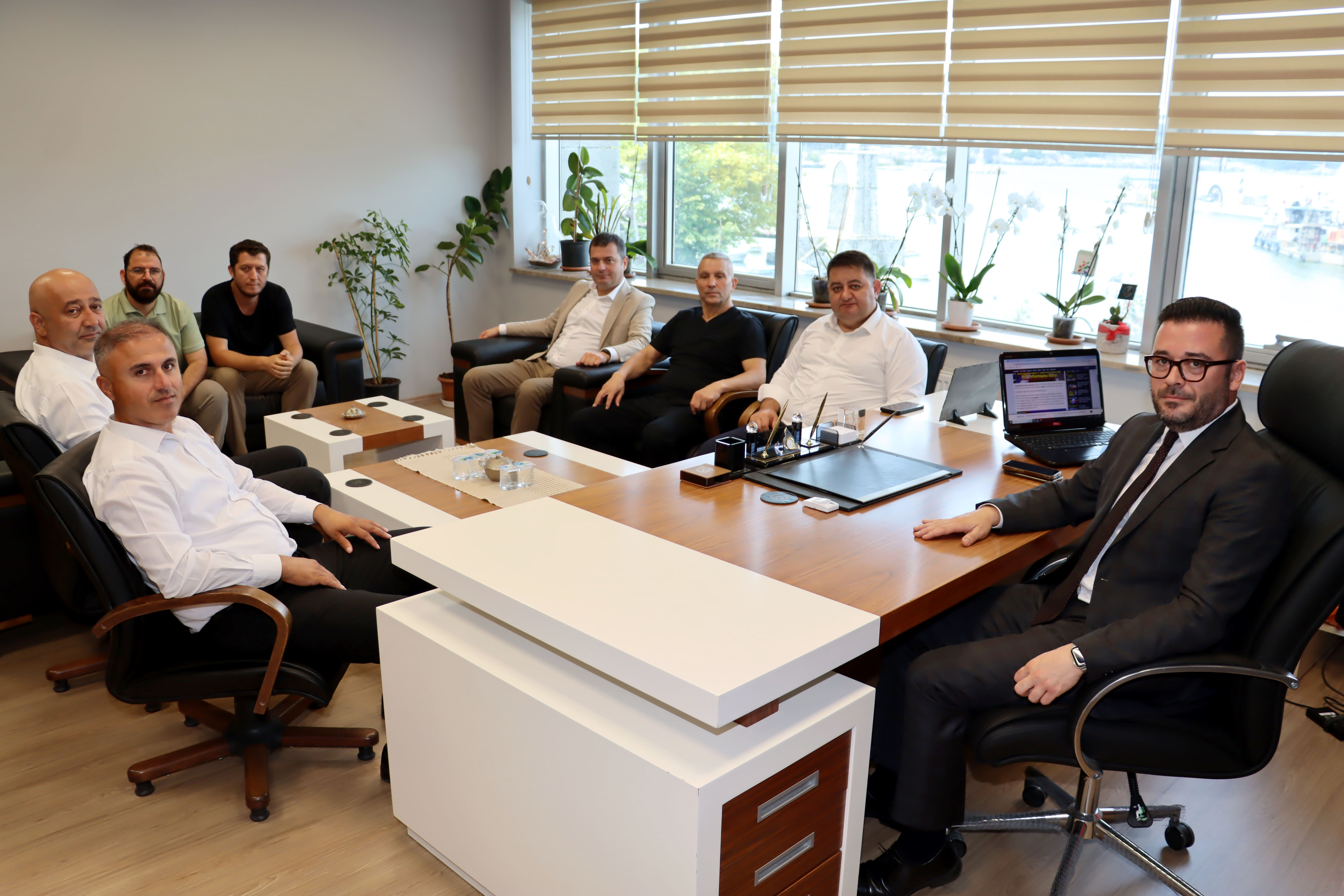 YEŞİL: “KİT REFORMU; KAPATMA, KÜÇÜLTME, ÖZELLEŞTİRME DEMEK’ - Zonguldak ...